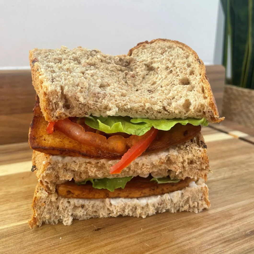 Veggie tofu 'BLT' - Heart Research UK